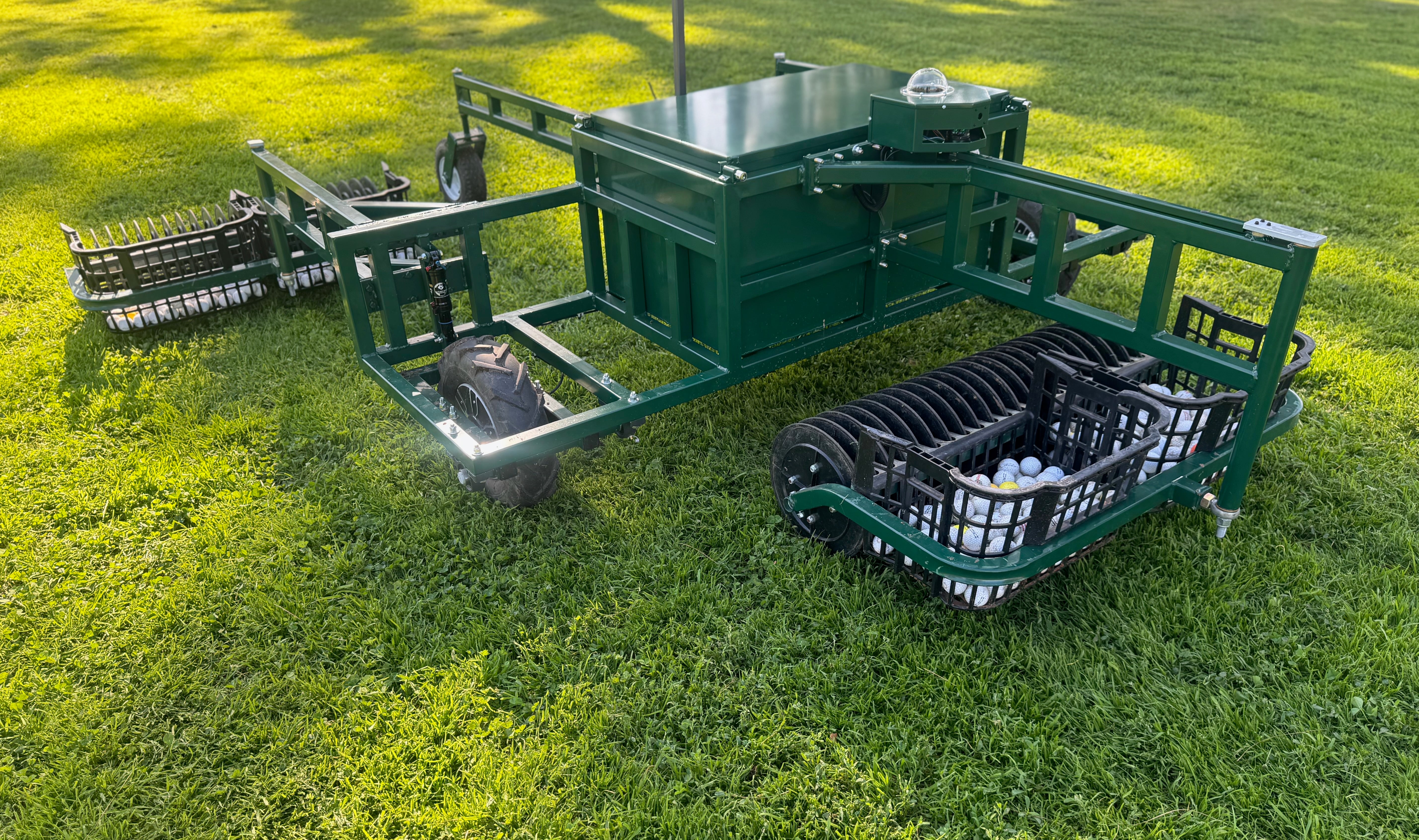 Autonomous Golf Driving Range Picker - The Shaggr – Range Mart